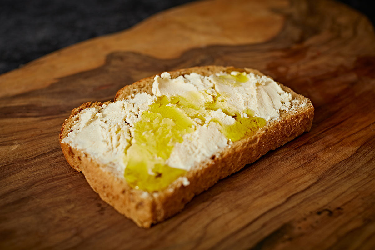 Labneh "Spreadable Yogurt" – Yorkshire Dama Cheese